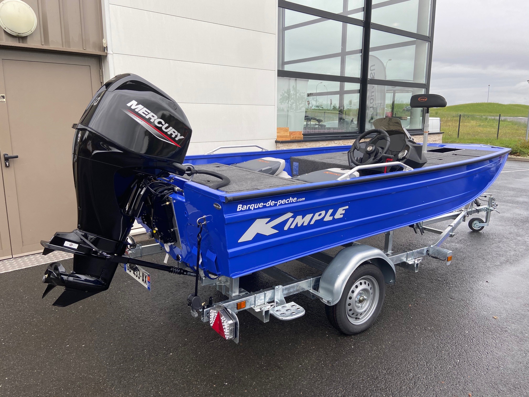 Barque Kimple Kingfisher 435 aménagée - Barque de pêche